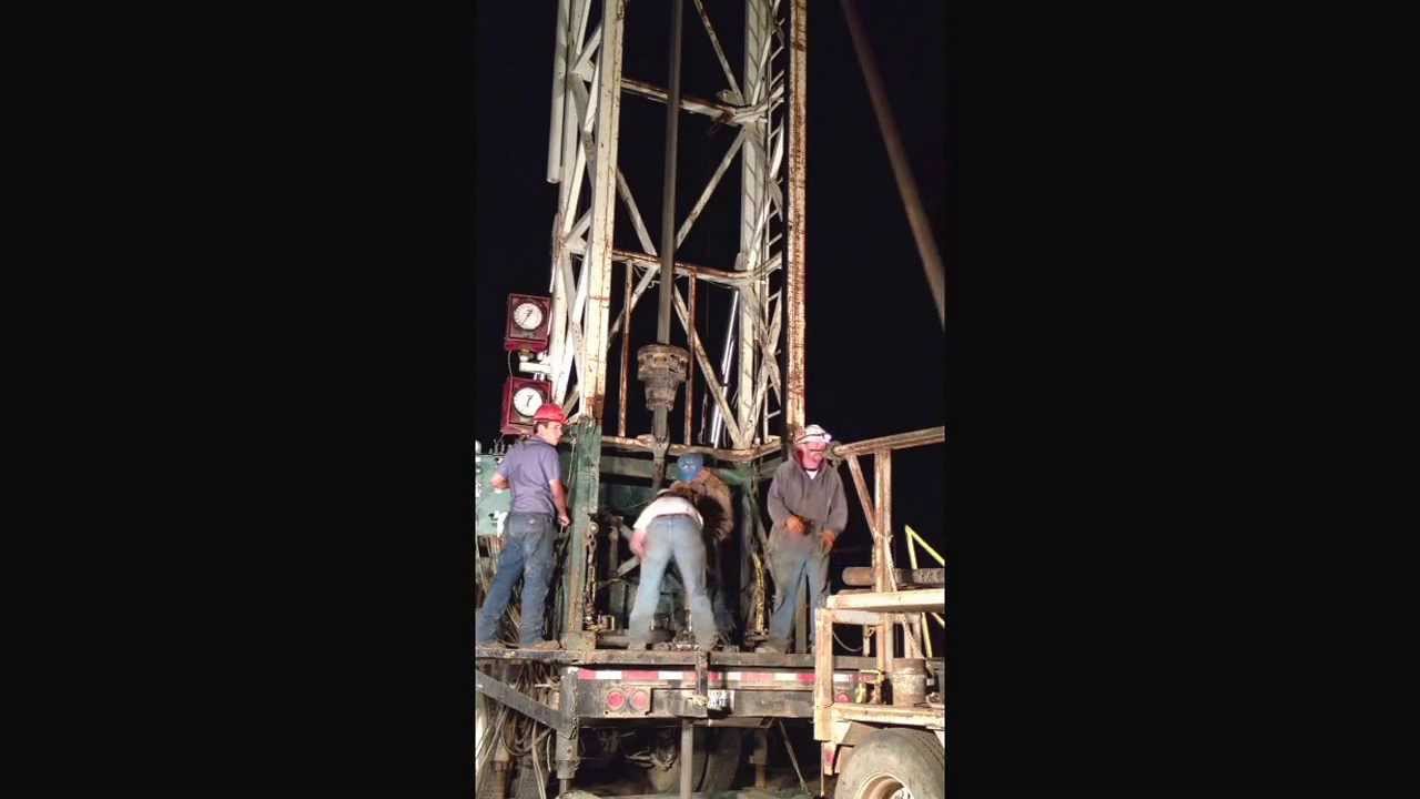 Working on the drilling rig - YouTube