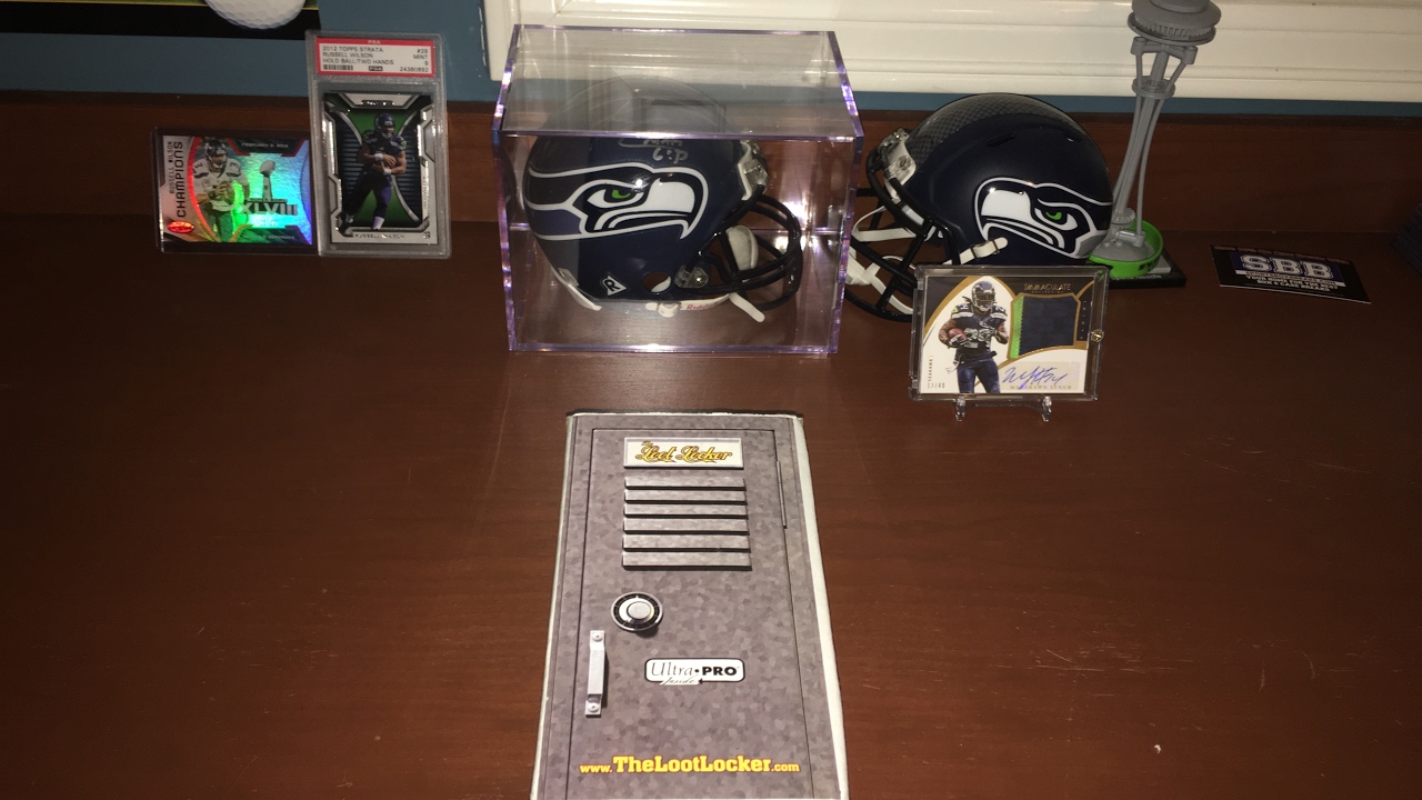 February 2017 Loot Locker - Football - YouTube