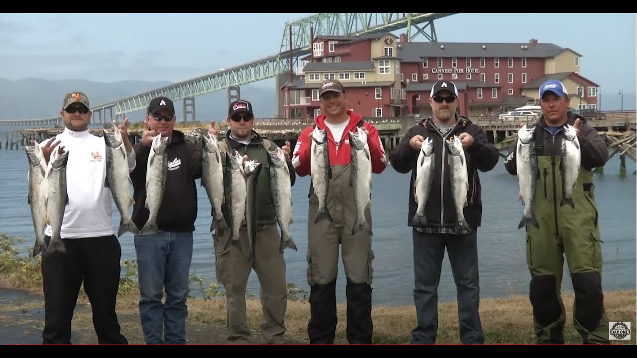 OCEAN COHO SALMON off the COLUMBIA RIVER! | SAFETY & TIPS for SUCCESS ...
