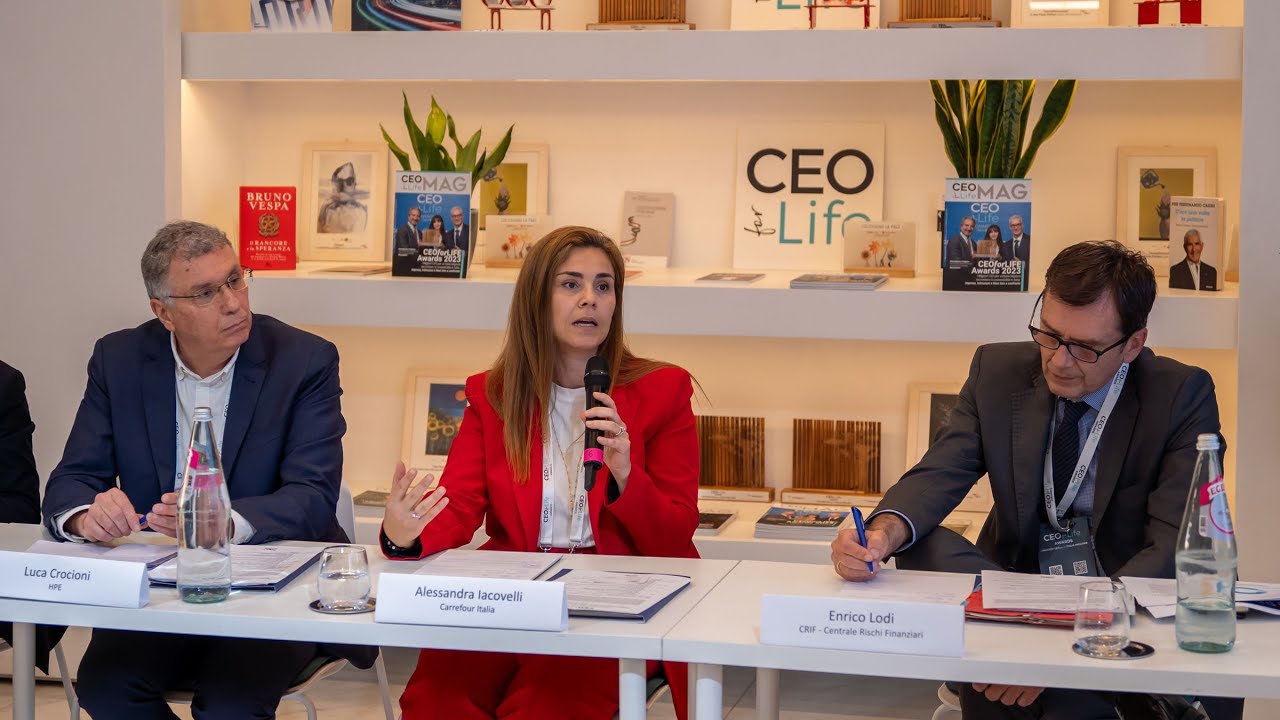 Alessandra Iacovelli, Carrefour Italia - CEOforLIFE Round Table DXC ...