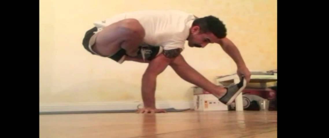 B.BOY RUBBERLEGZ 2015 POWER TRICKS FLEX ORIGINAL KING 2015 - YouTube