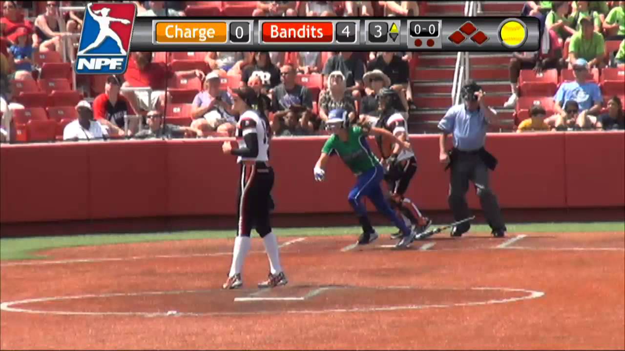 Dallas Charge at Chicago Bandits - YouTube