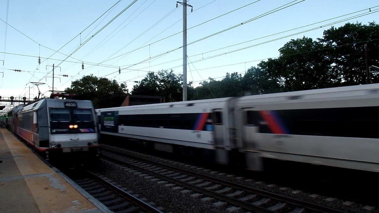 Fastest Trains In America - YouTube