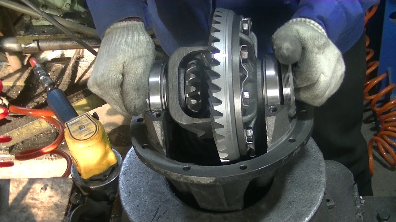 Assembling videos about differential carrier assy 4 - YouTube