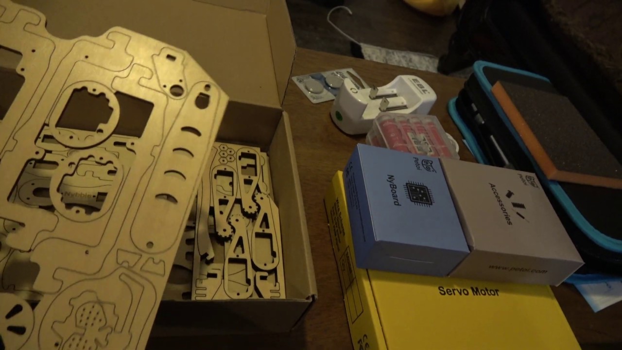 Nybble Robot Cat - Assembly Plans - YouTube