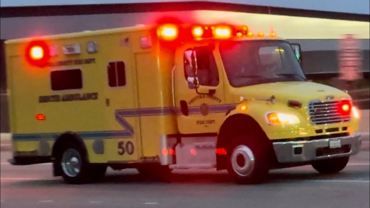 Ventura County Fire Department Rescue Ambulance 50 ( RA50 ) Responding ...