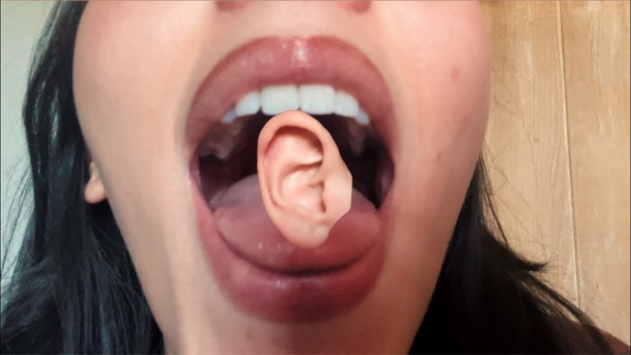 ASMR- Fast and aggressive intense ear eating (upclose mouth sounds)👅🦻🏻 ...