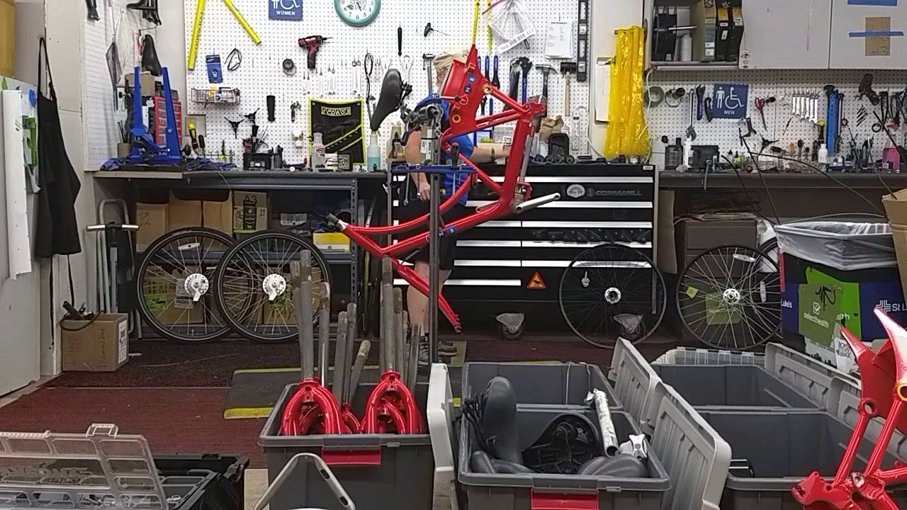 How to strip a bike - Fast! - YouTube