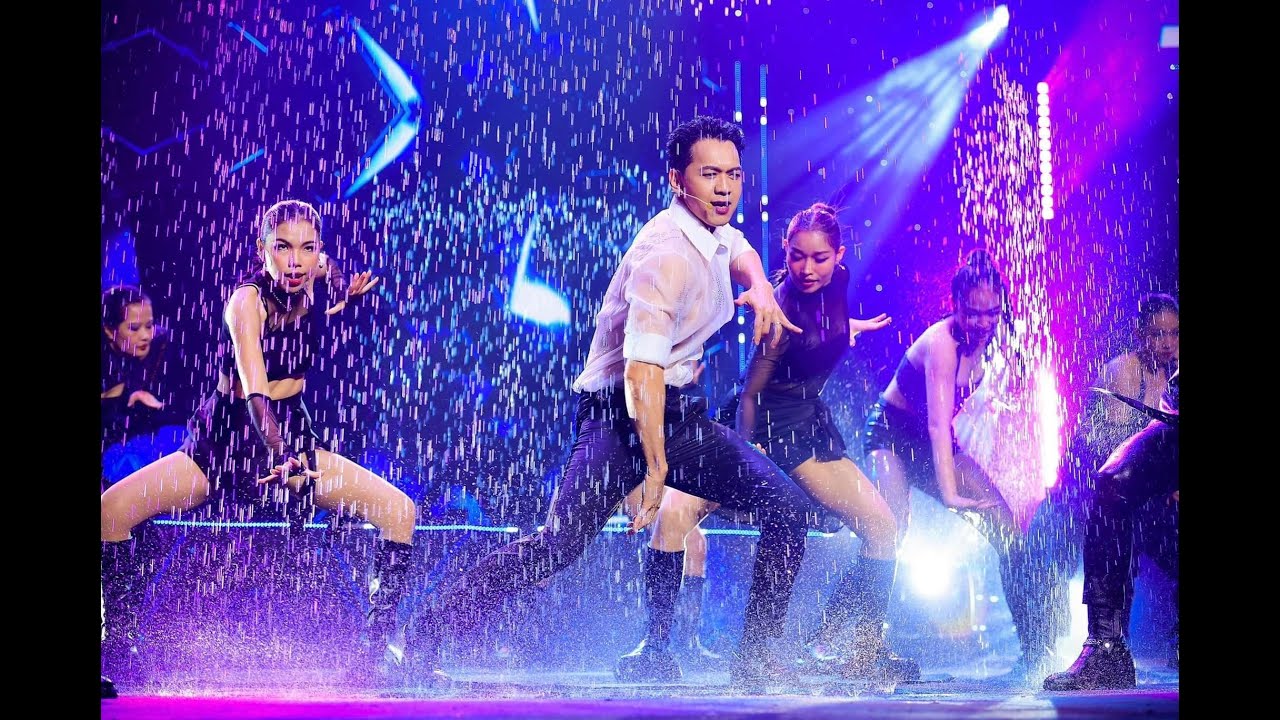 Cô Đơn Trên Sofa - Chủ tịch ACB Trần Hùng Huy - YouTube