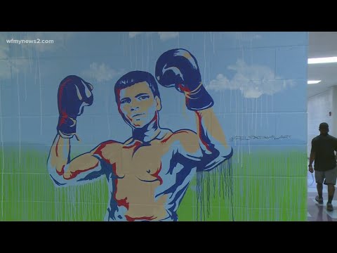 Hairston Middle School unveils mural in classroom hallways of important ...