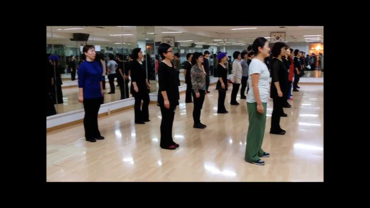 Walk Alone Line Dance - YouTube