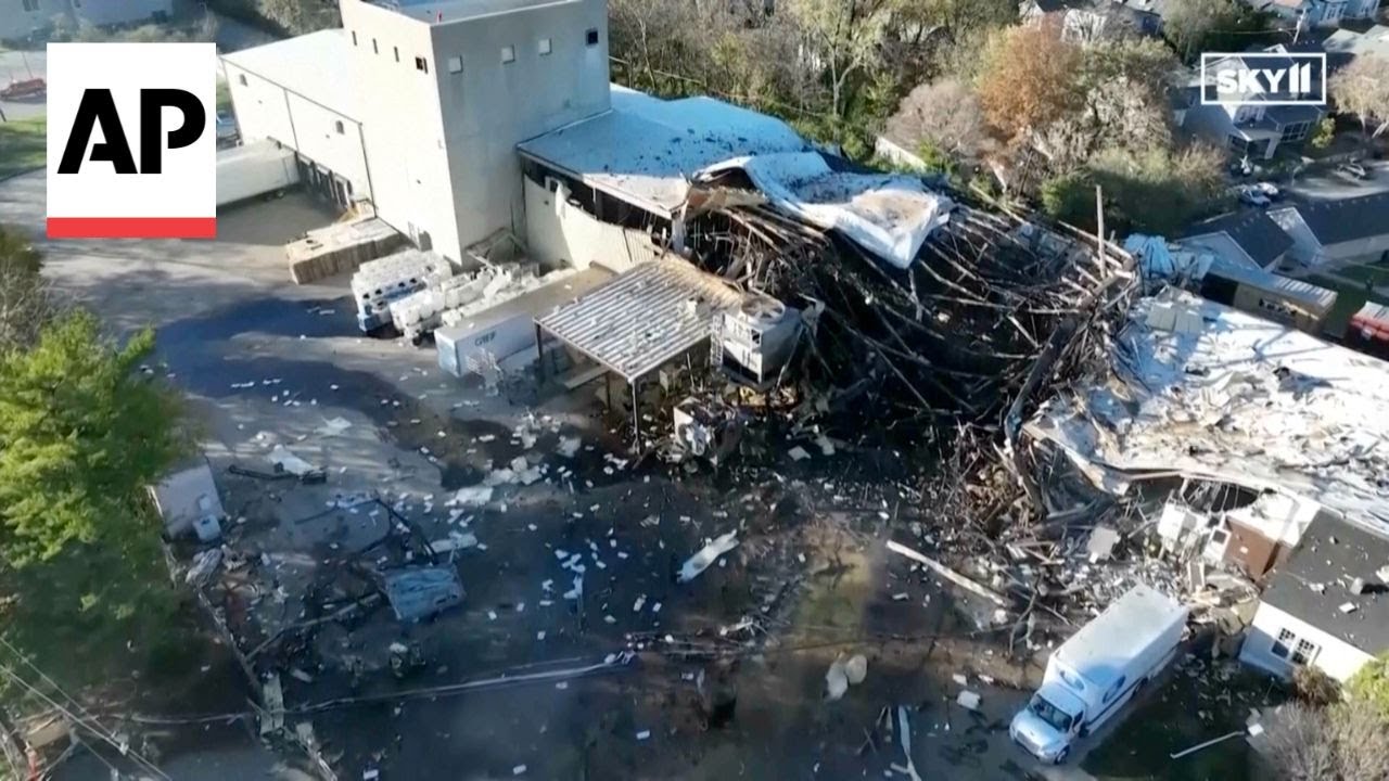 Explosion at Kentucky plant damages nearby homes, injures 11 - YouTube