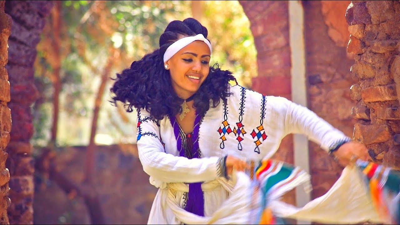 Eyob Yenew - Hememe - New Ethiopian Music 2018 (Official Video) - YouTube