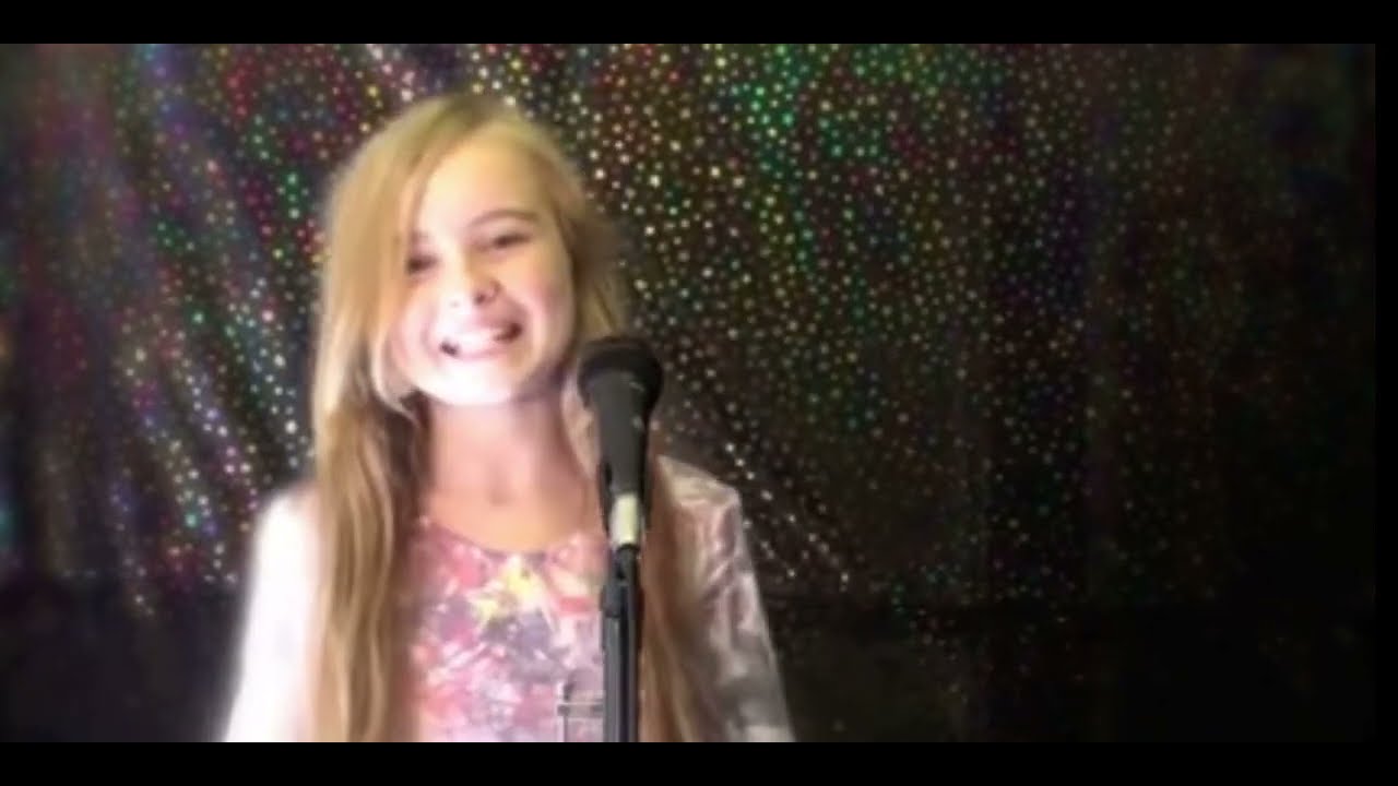 “Moonlight shadow” Cover by Sabrina Carpenter - YouTube