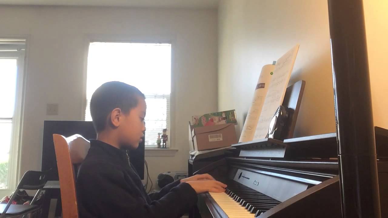 Lunar Eclipse piano by An Tran - YouTube