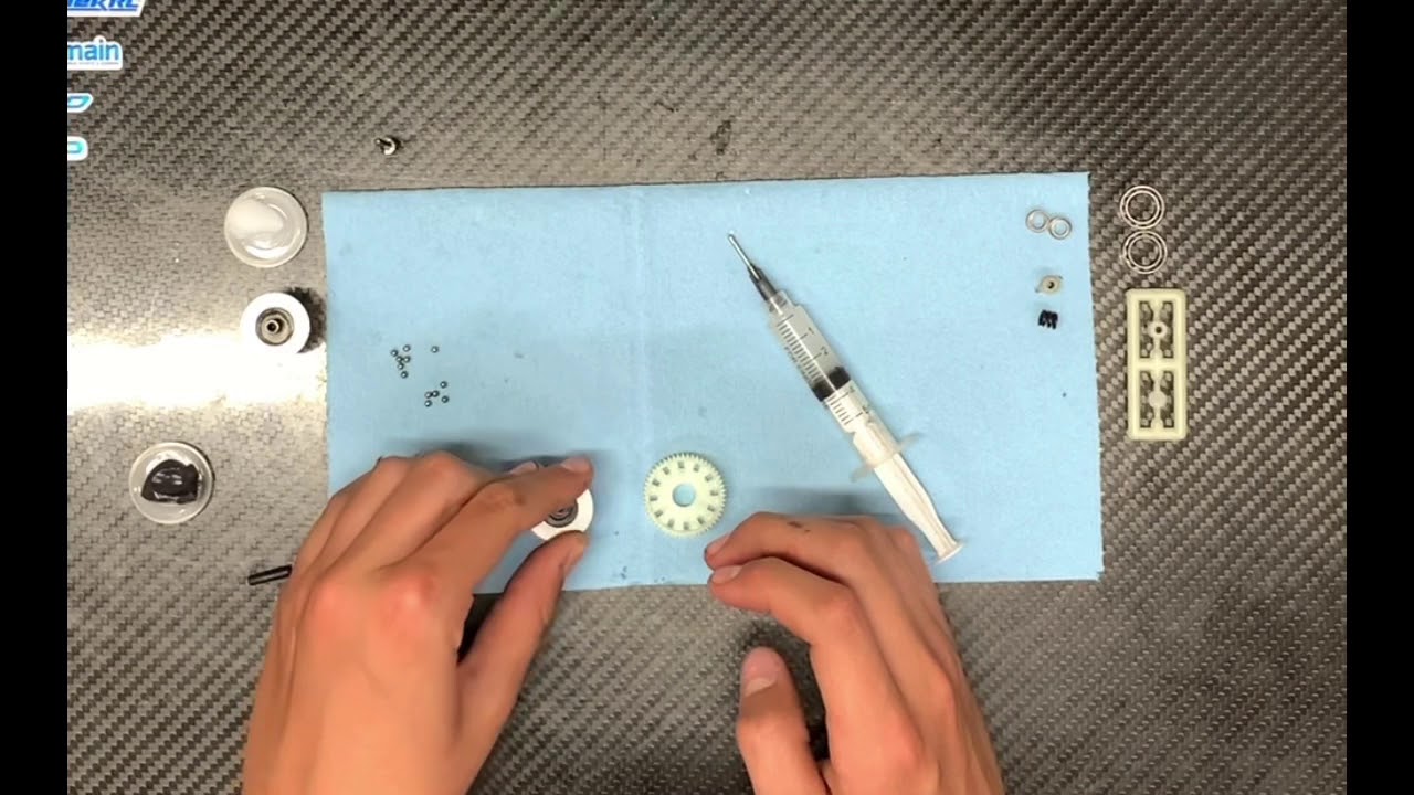 How to build a 1/10 ball diff. - YouTube