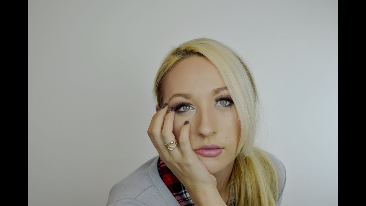 Fall look using MAC eye shadows - YouTube