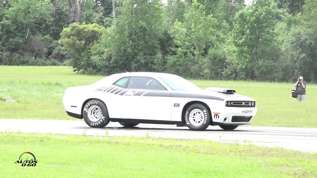 2016 Mopar Dodge Challenger Drag Pak 1st. burnout - YouTube