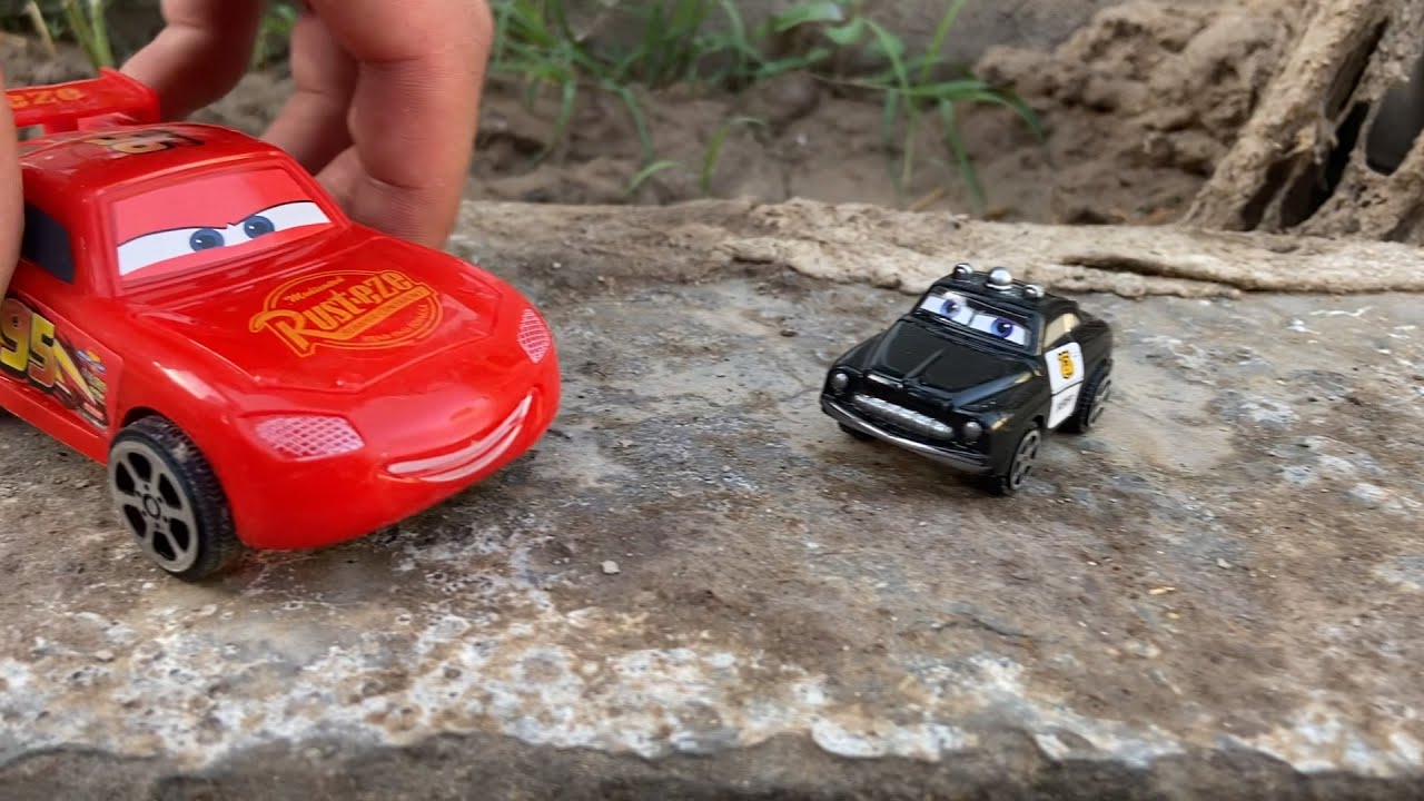 Disney Pixar Cars Unboxing Review | Lightning McQueen Mechanic Shop and ...
