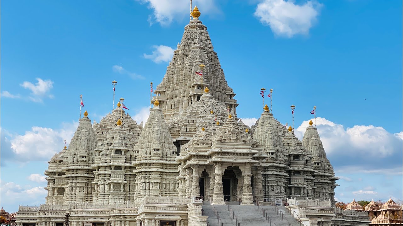 Largest hand-carved Hindu Akshardham Temple in New Jersey | BAPS Shri ...
