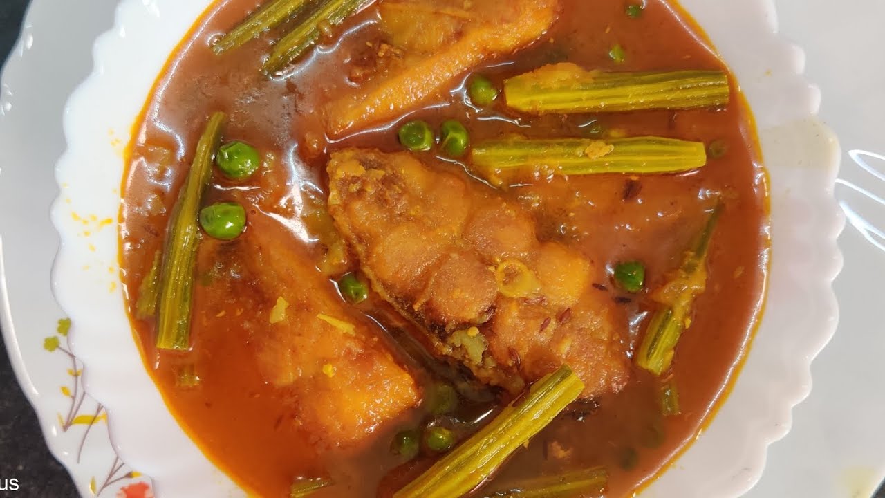 Summer Special Healthy Drumstick Fish Recipe।Katla Mach Sojne Data Diye ...