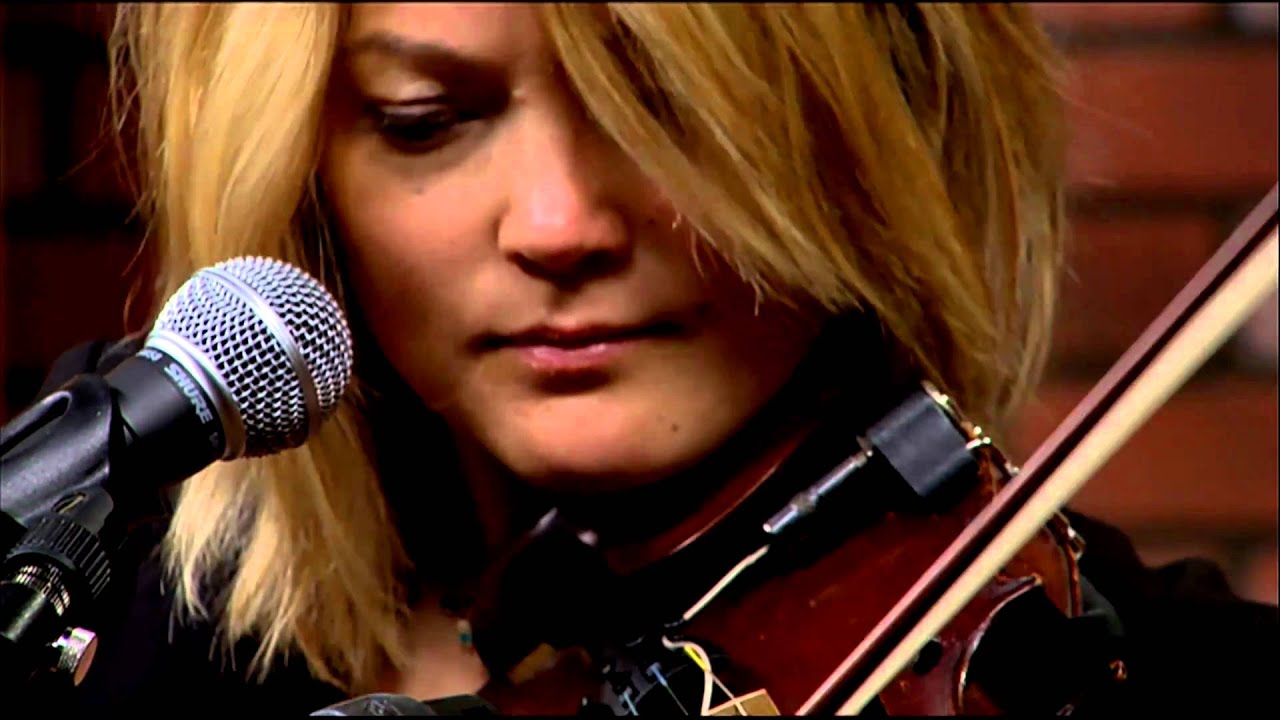 Studio865 Sara Watkins "Long Hot Summer Days" - YouTube