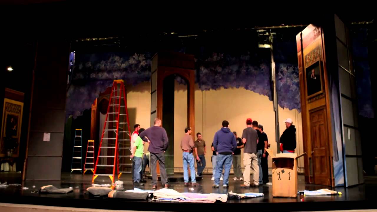 Mid-Columbia Ballet Nutcracker Stage Setup in time lapse - YouTube