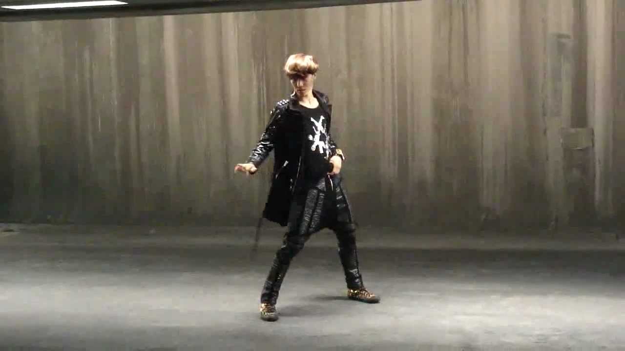 KaKaoTalk - EXO-K's Kai Solo Dance - YouTube