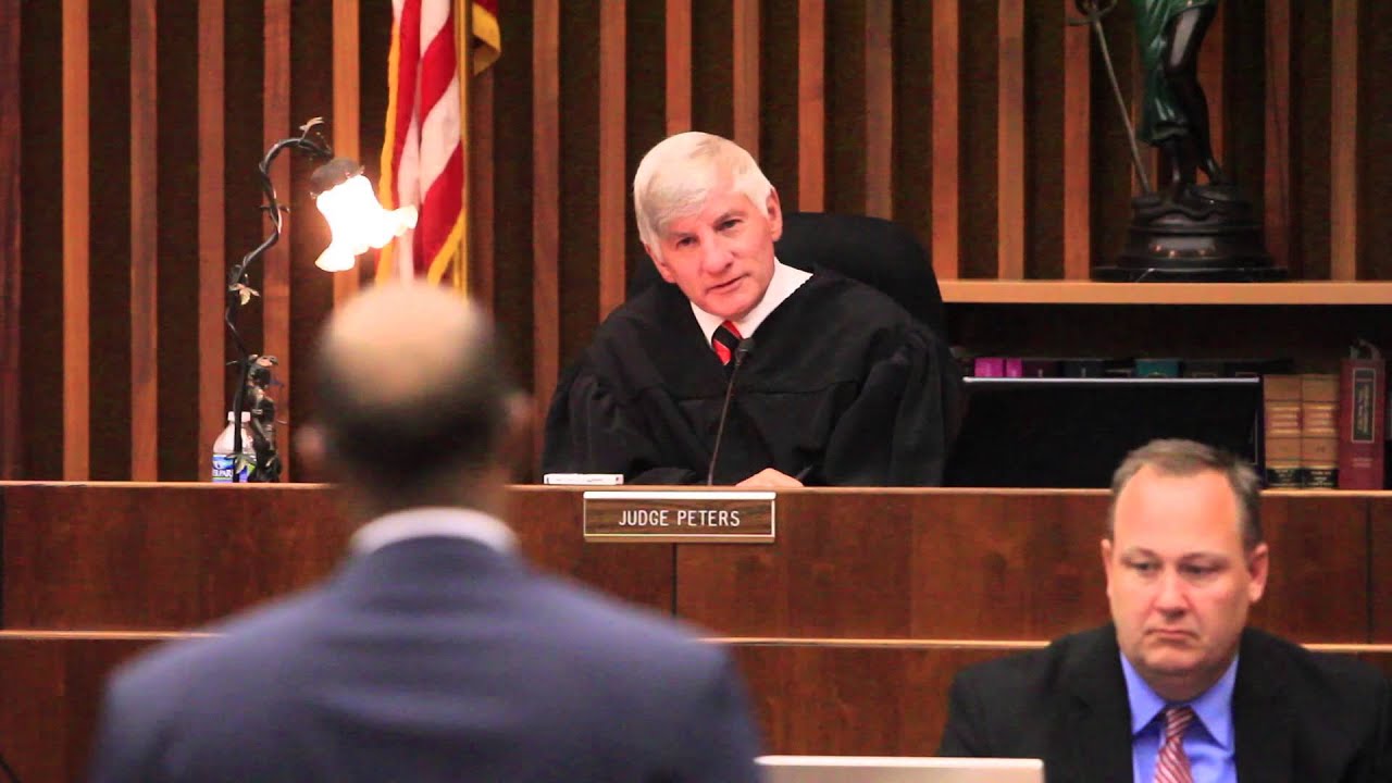 Video: Trial of Robert Hampton Wright III continues - YouTube