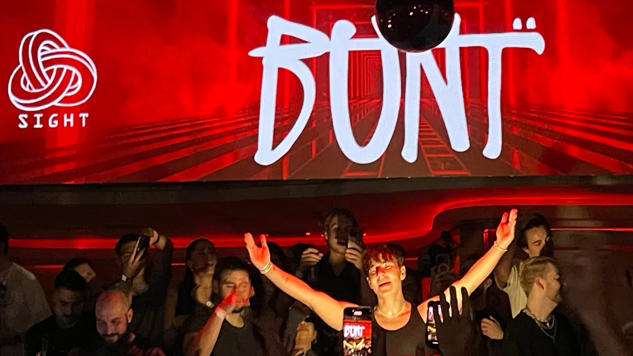 BUNT. Music (INTRO) Pacha Barcelona 2024 | LIVE 4K - YouTube