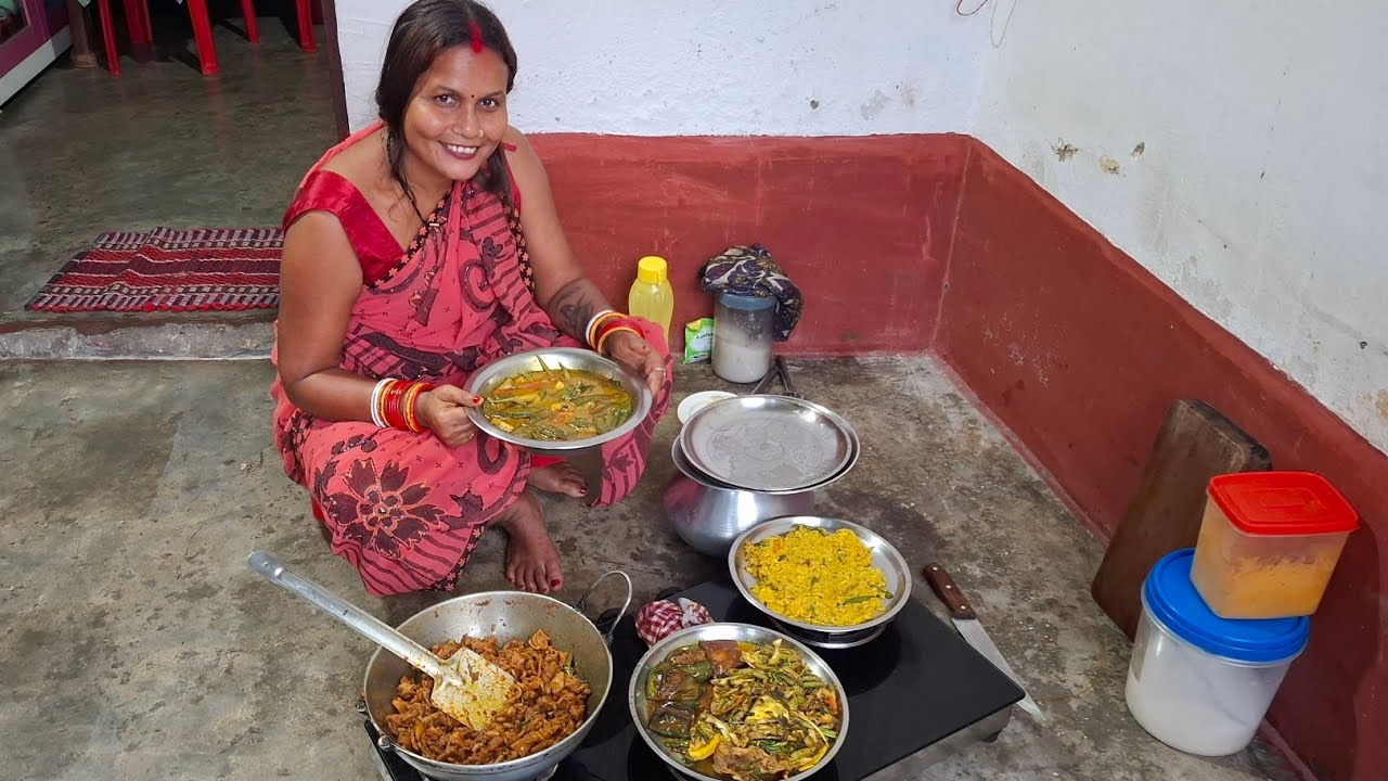 BengaliKitchenTales is live Cooking Kochur Loti Patori #food #cooking # ...