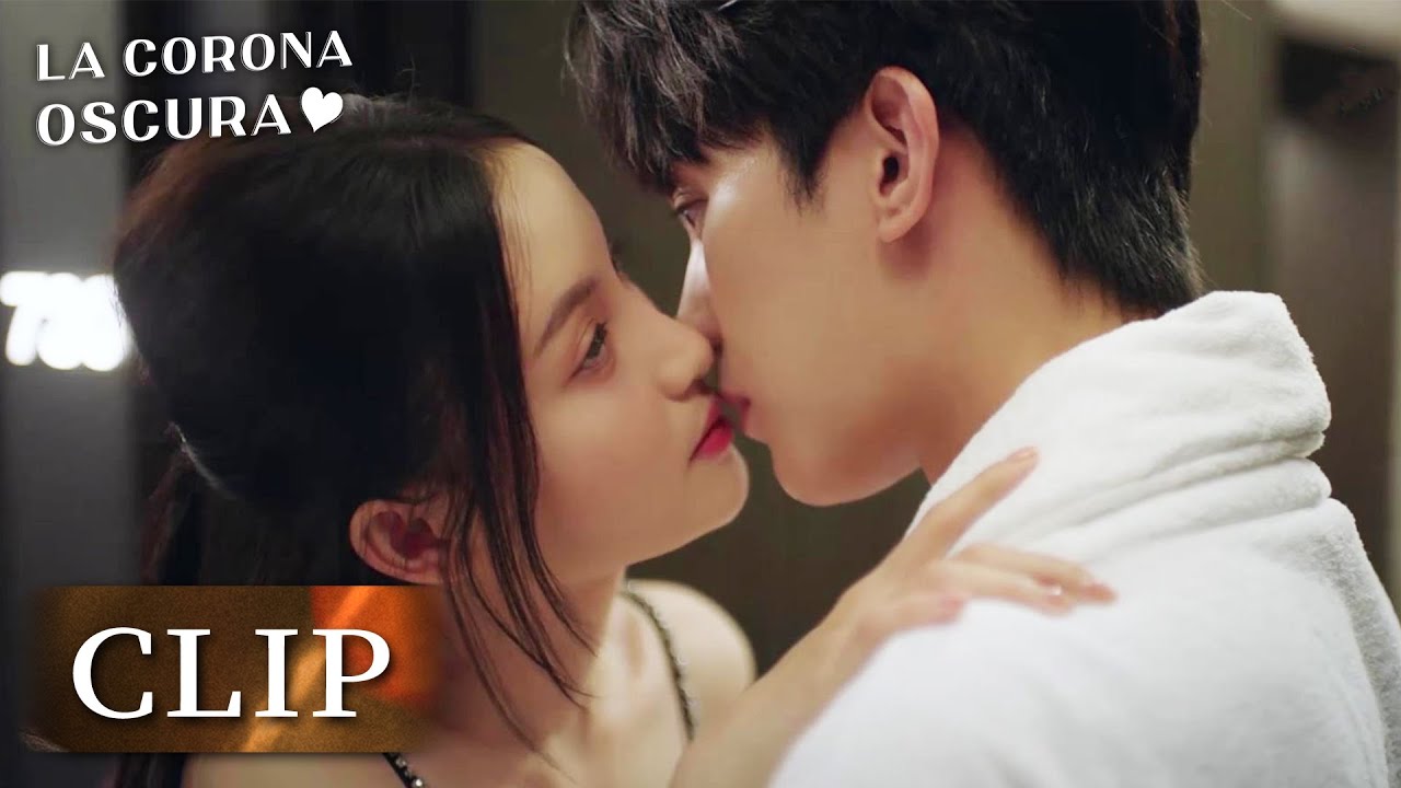 Clip 01 Yu Luo regresa tres años atrás y besa a Sr. Liao delante de su ex | La Corona Oscura ...