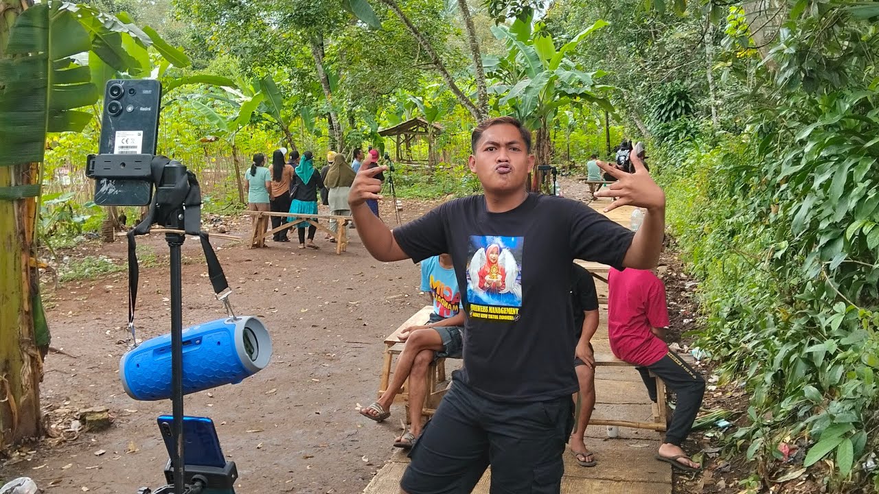 Sif 1 live joged sadbor - YouTube