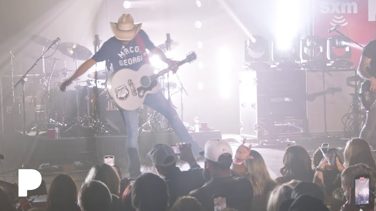 Jason Aldean — My Kinda Party [Pandora LIVE] | Small Stage Series - YouTube