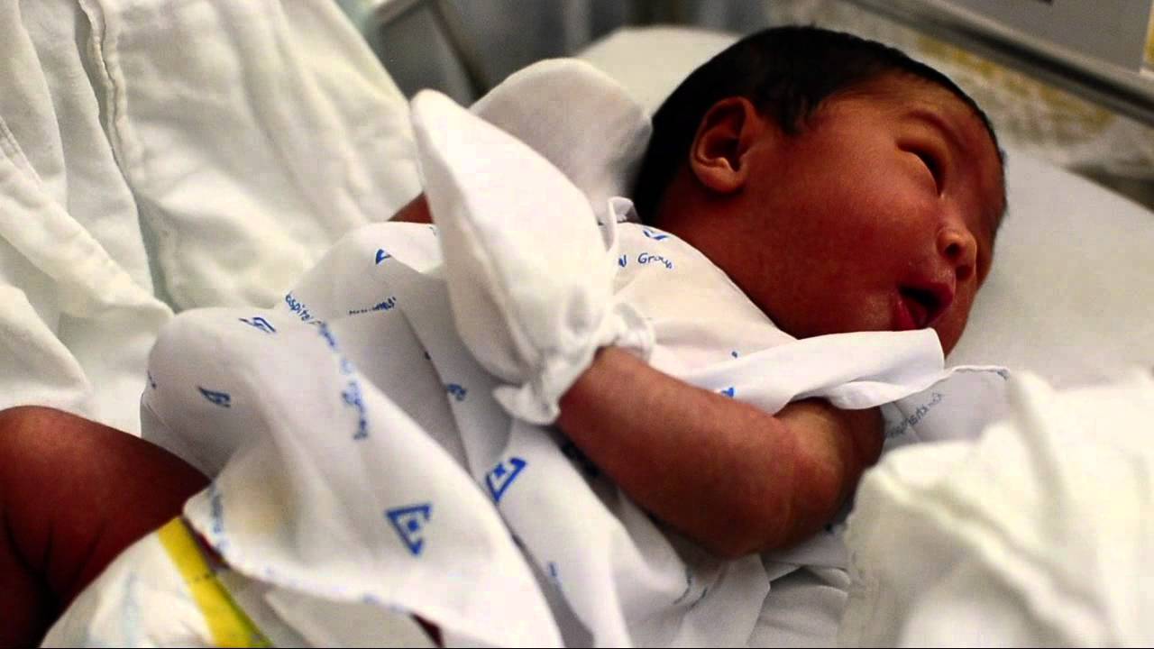 Happy 1 week Birthday - YouTube