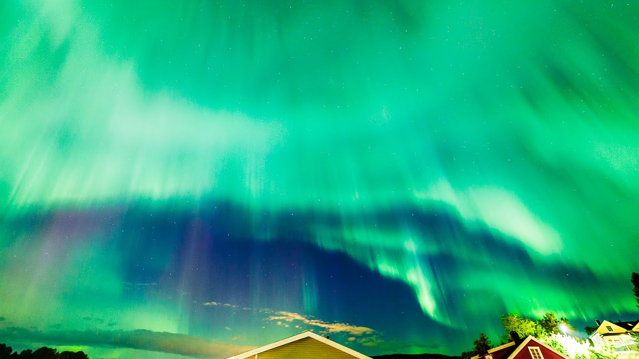HUGE Aurora Explosion - Unlike anything I've ever seen | 4K Timelapse ...