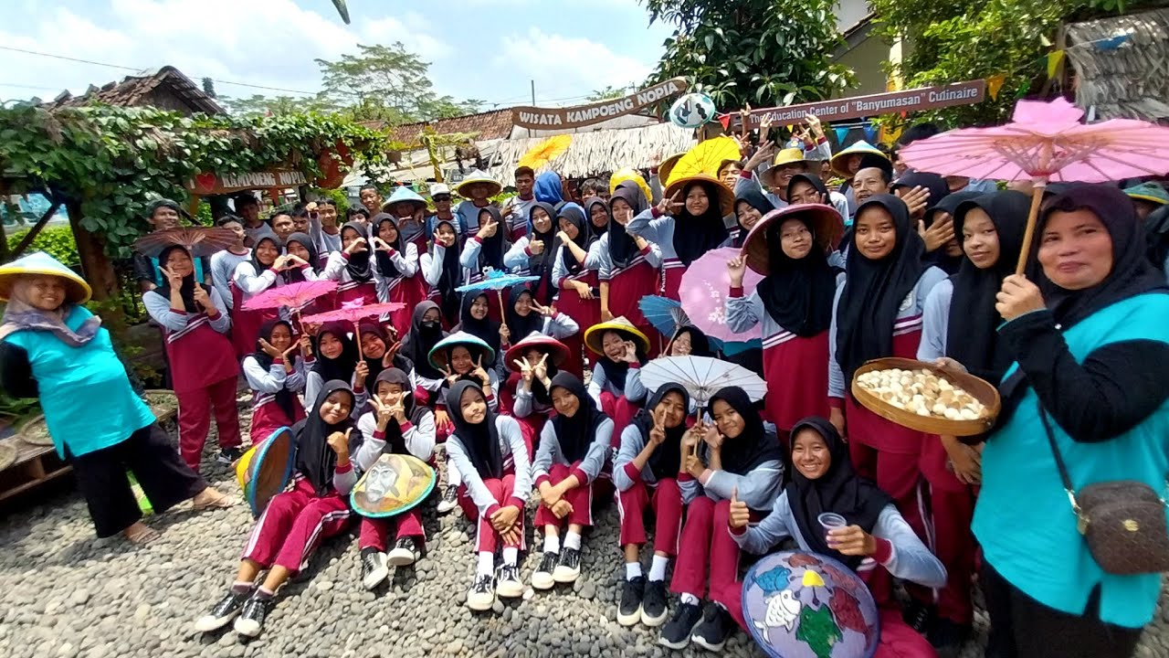 SMP 3 KEDUNG BANTENG DI KAMPUNG NOPIA MINO BANYUMAS..VIRALKAN YUK ...