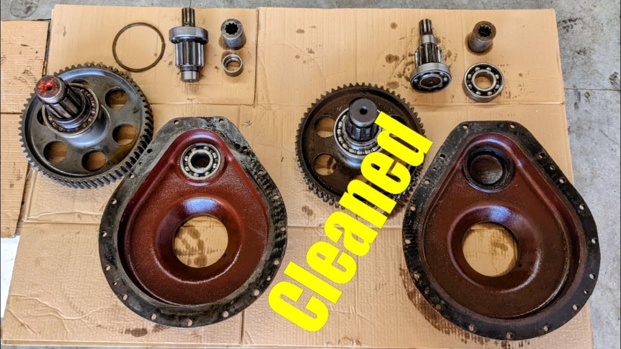 Investigating The Final Drives Part 25 Case 310G Dozer Restoration ...