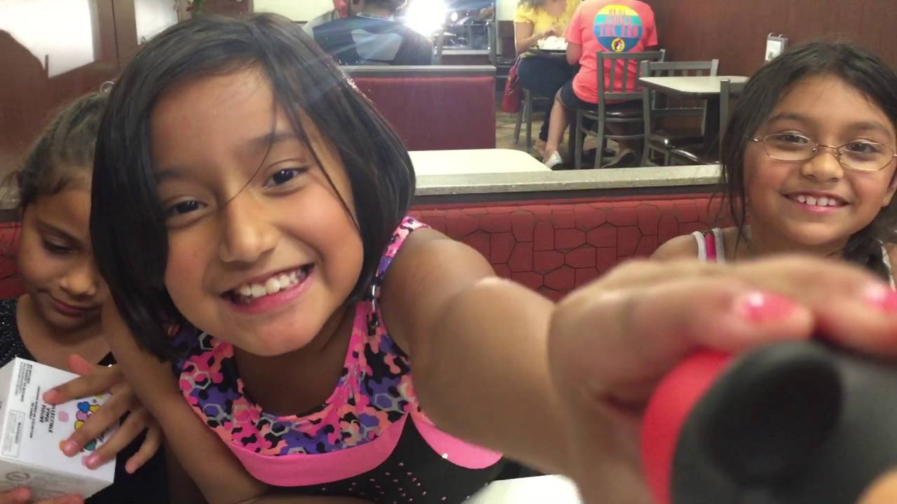 It's the Alayna show - w special guests Izzy & Miranda - YouTube