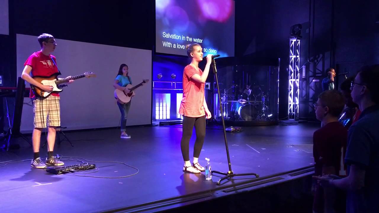 Brooke Archer and the Toluca Road Band "Grace Like A Wave" - YouTube