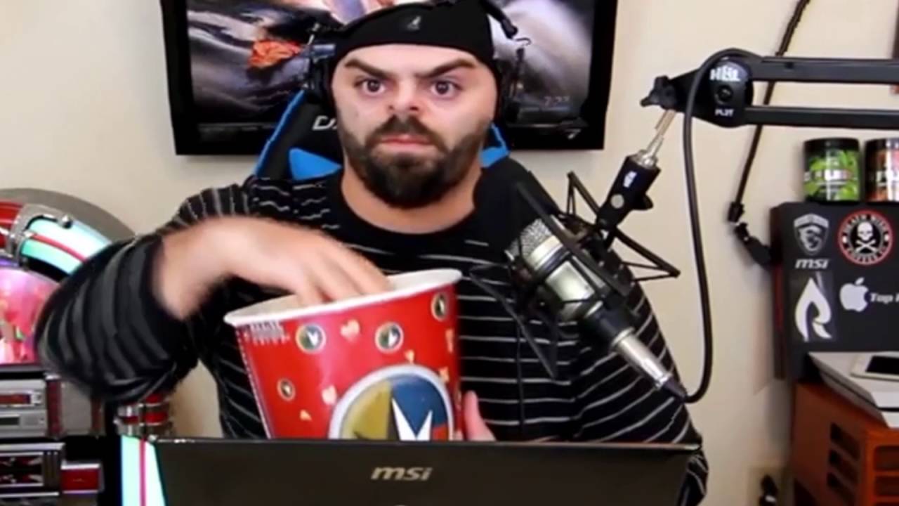 Keemstar Likes Popcorn (Content Aware Scale) - YouTube