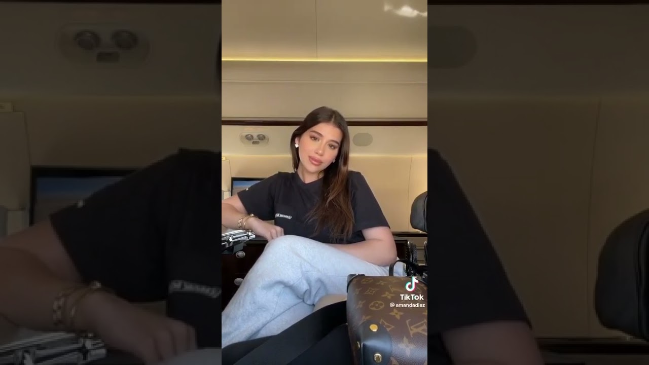 Amanda Diaz TikTok!! - YouTube