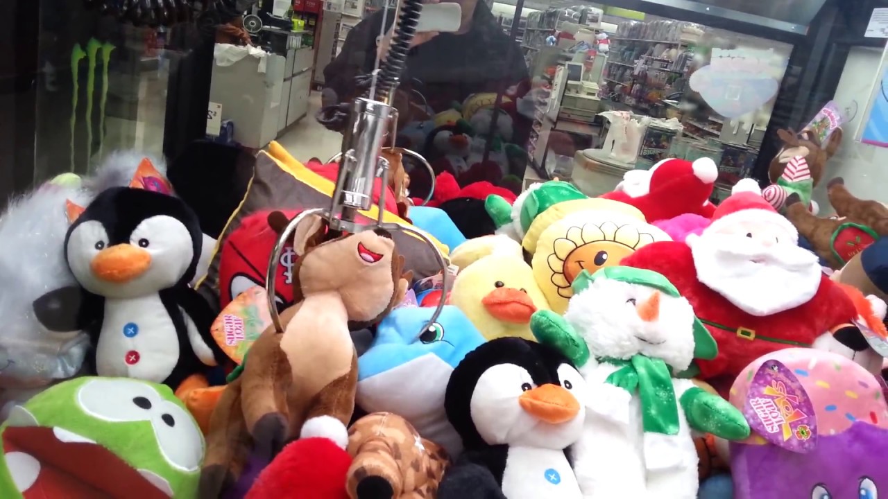 NICE START TO CHRISTMAS - Claw Machine Winning Skill Crane Game Wins ...