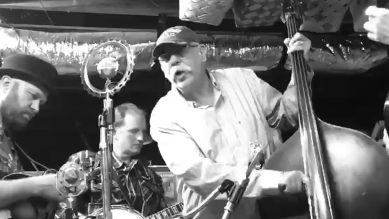 Precious Green Eyed Girl (The JackTown Ramblers) - YouTube