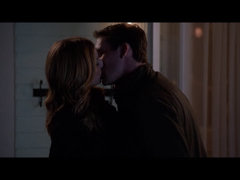 Emily Thorne & Aiden Matthis kissing scenes in season 3