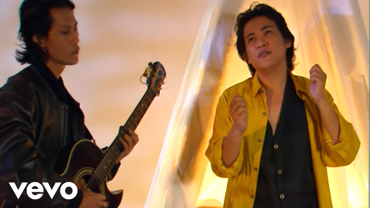 Spring - Luahan (Official Music Video) - YouTube