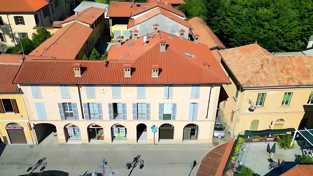 CONCOREZZO VIA LIBERTÀ | BILOCALE CON SOPPALCO - YouTube