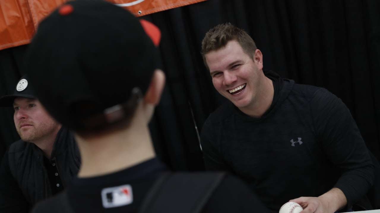 2019 Orioles FanFest Highlights - YouTube