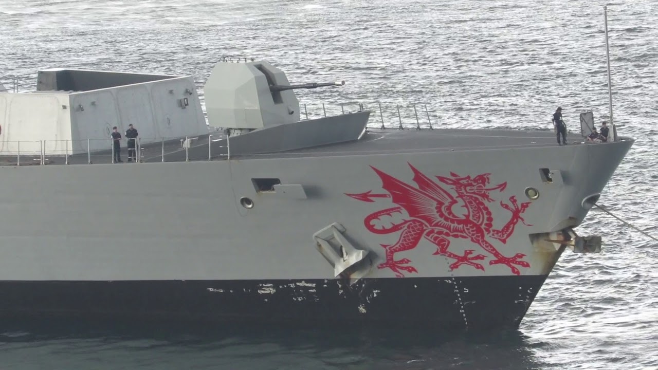 Royal Navy HMS Dragon (D35) arrives in Gibraltar - YouTube