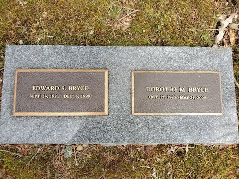 New England Graveyard: Visiting Ed Bryce - YouTube